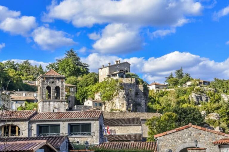 Les villages authentiques à explorer en Ardèche
